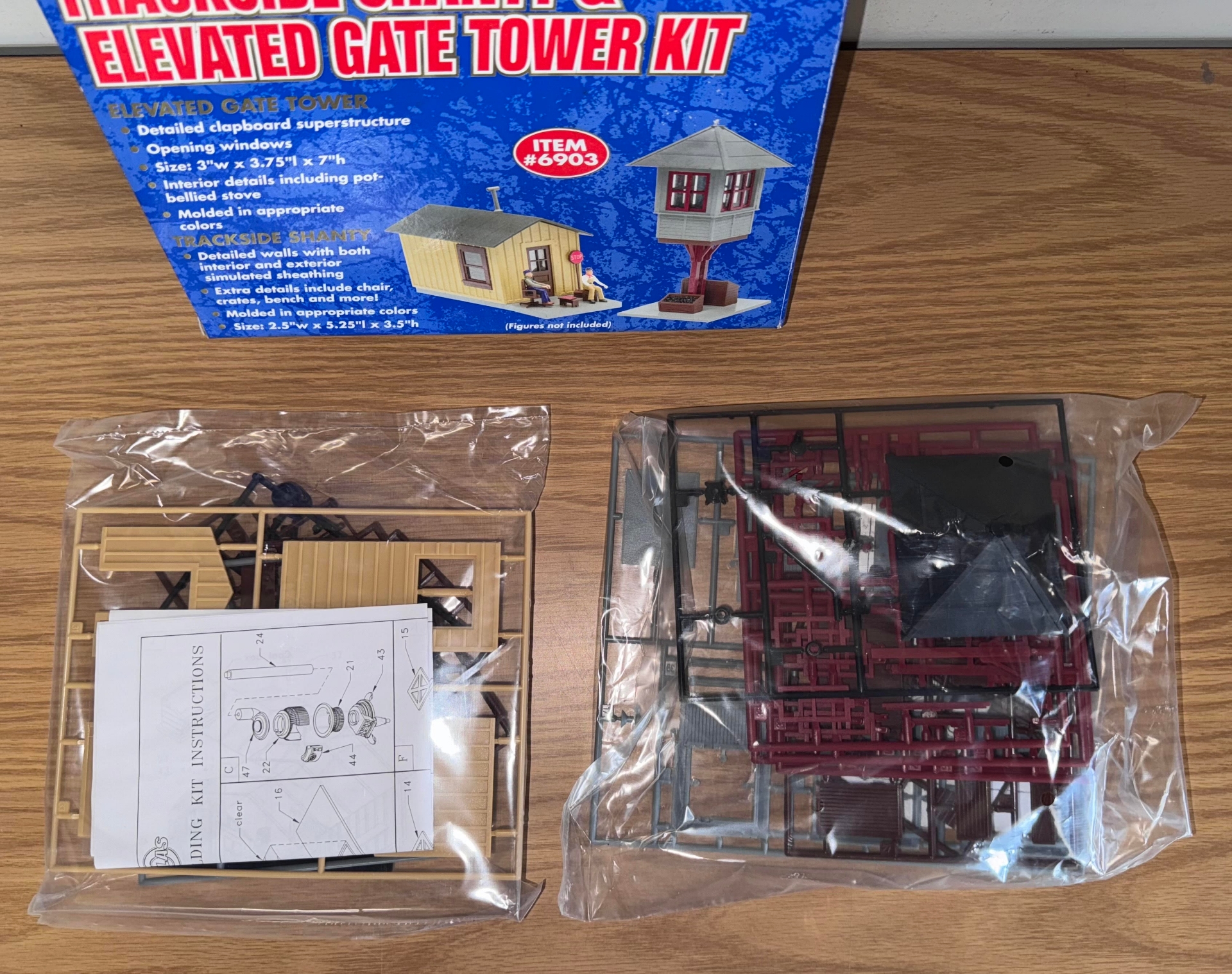 Grzyboski's Train Store: ATLAS Trackside Shanty & Elevated Gate Tower Kit