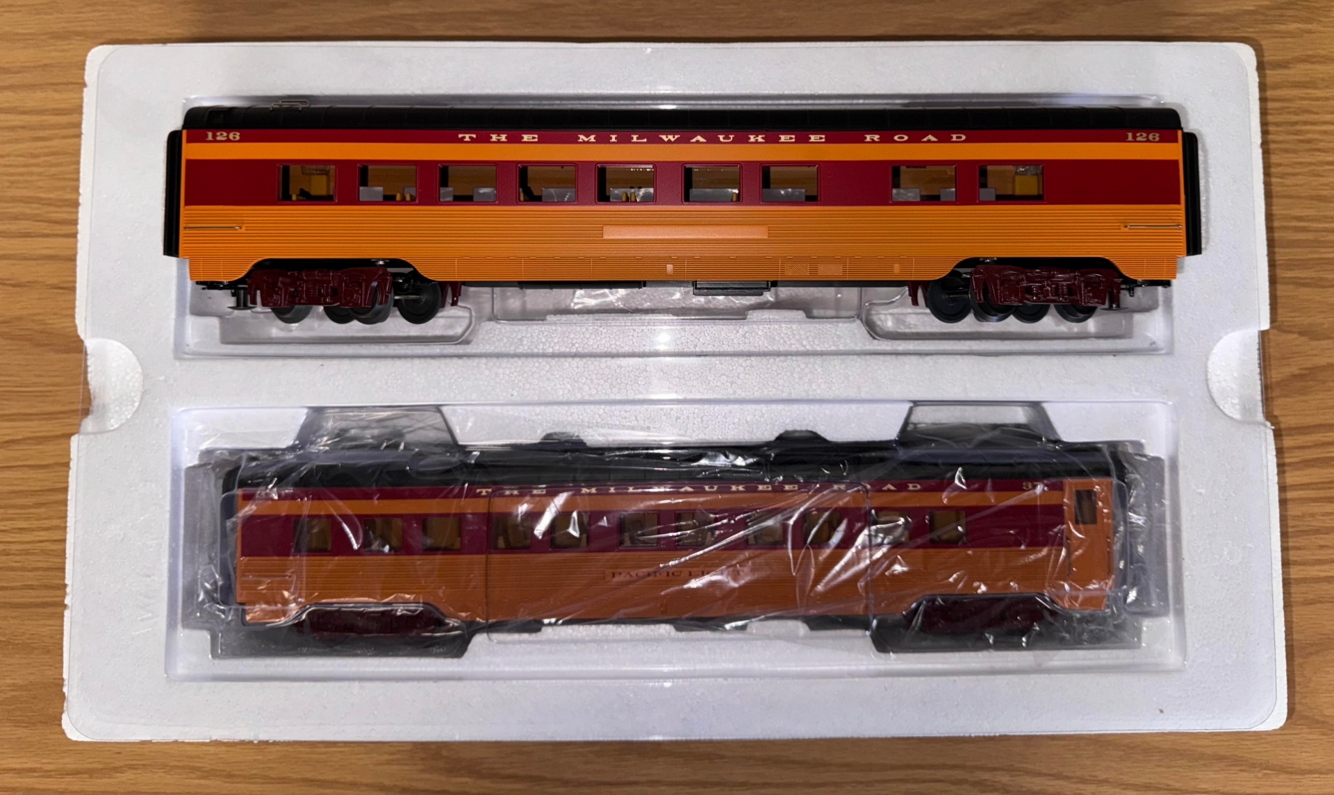 Grzyboski's Train Store: MTH RailKing Milwaukee Road 60' 2-Car ...