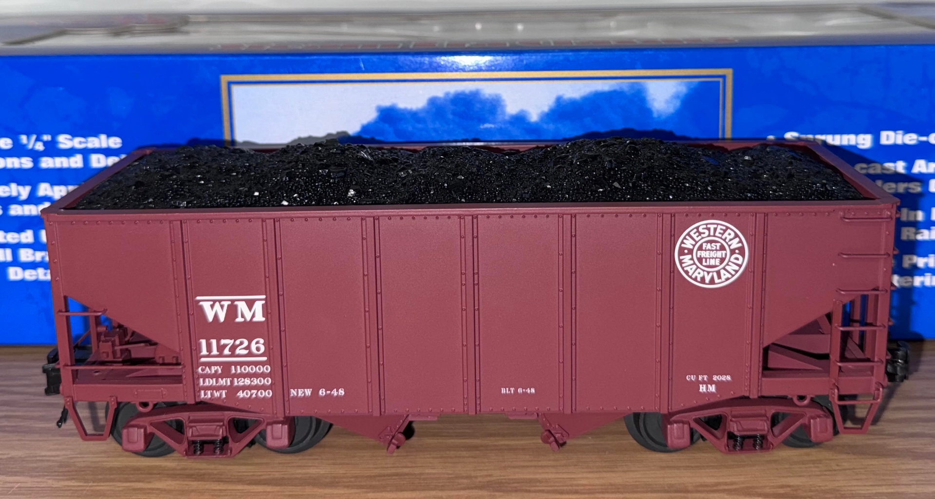 Grzyboski's Train Store: ATLAS Western Maryland 55-Ton Fishbelly Hopper ...