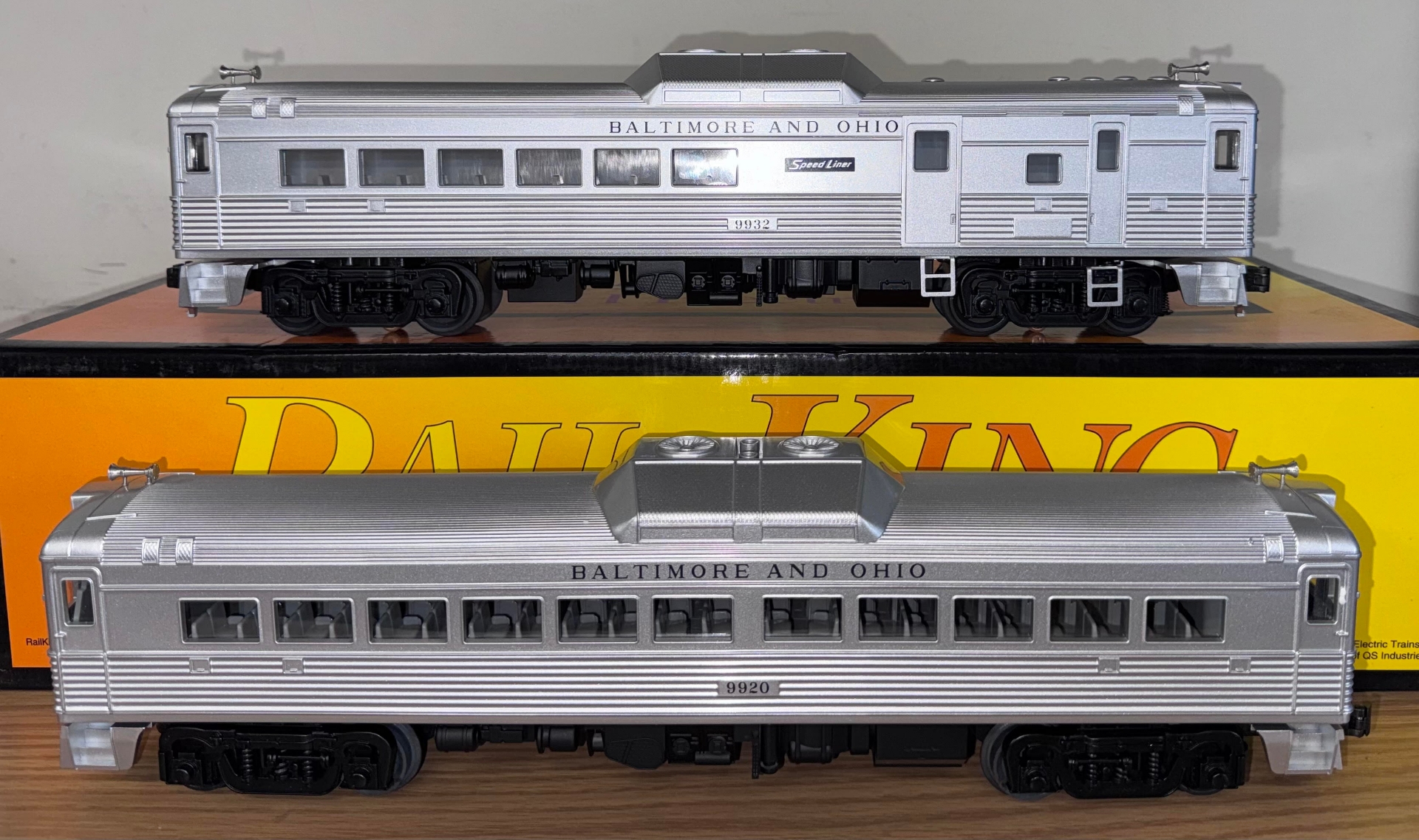 Grzyboski's Train Store: MTH RailKing Baltimore & Ohio RDC 'Budd' 2-Car Set