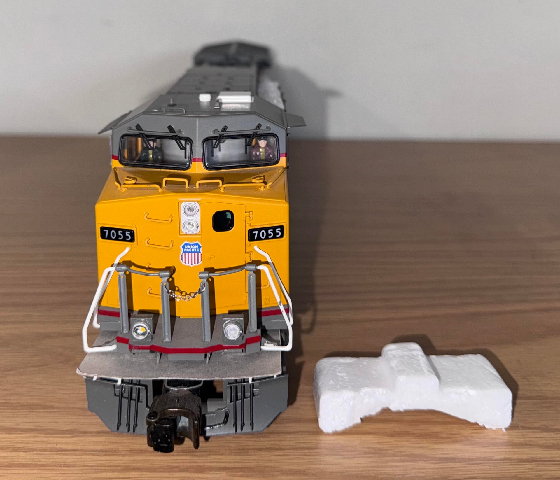 Grzyboski's Train Store: Lionel Union Pacific AC6000 Non-Powered Diesel ...