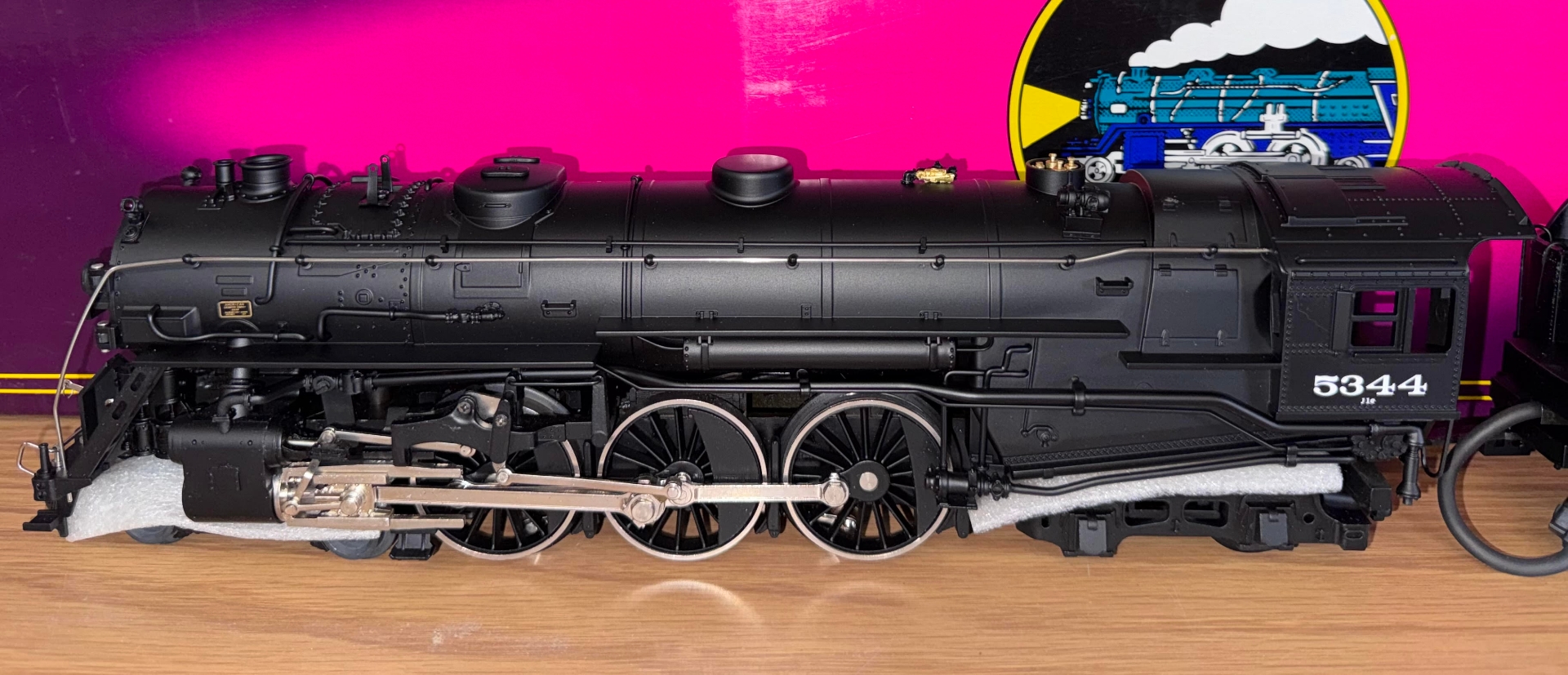Grzyboski's Train Store: MTH Premier New York Central J-1e Hudson ...